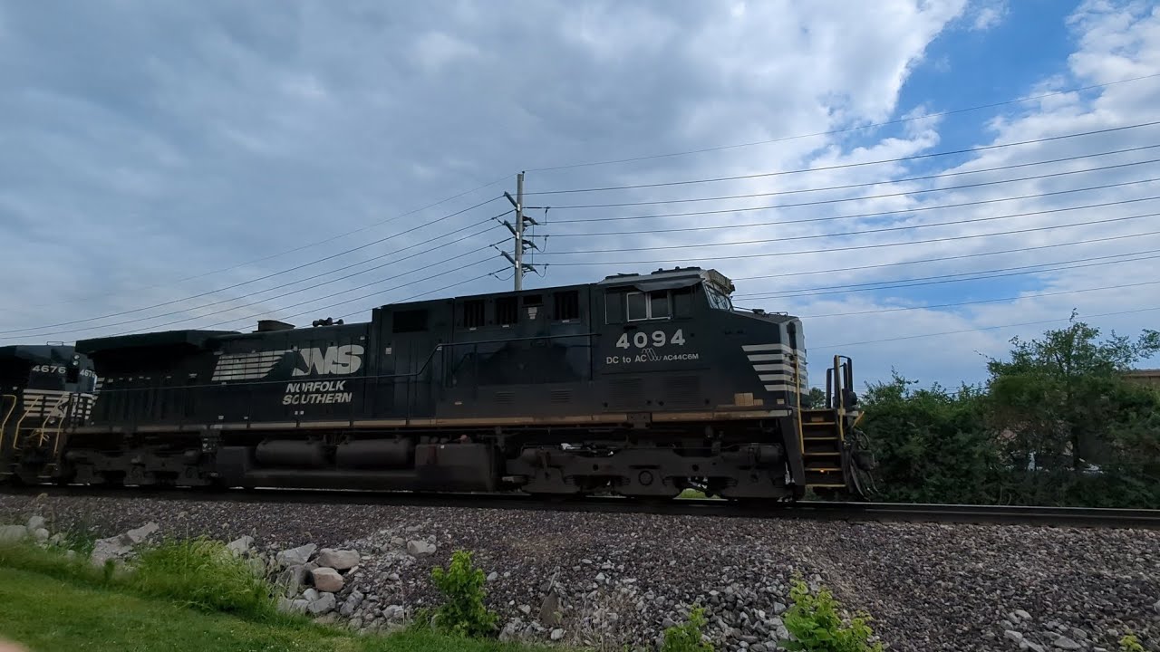 NS 111 With Horn Salute! - YouTube