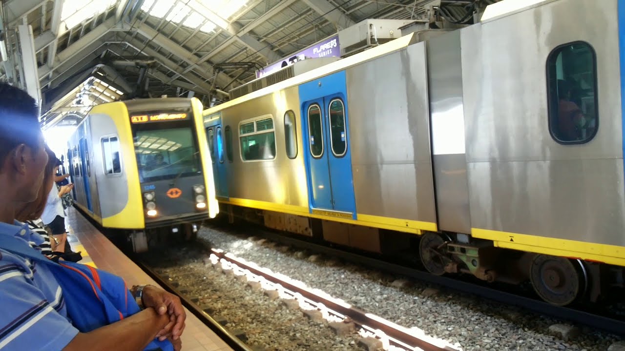 LRT-1 1st Generation and 3rd Generation LRVs At Doroteo Jose Station ...