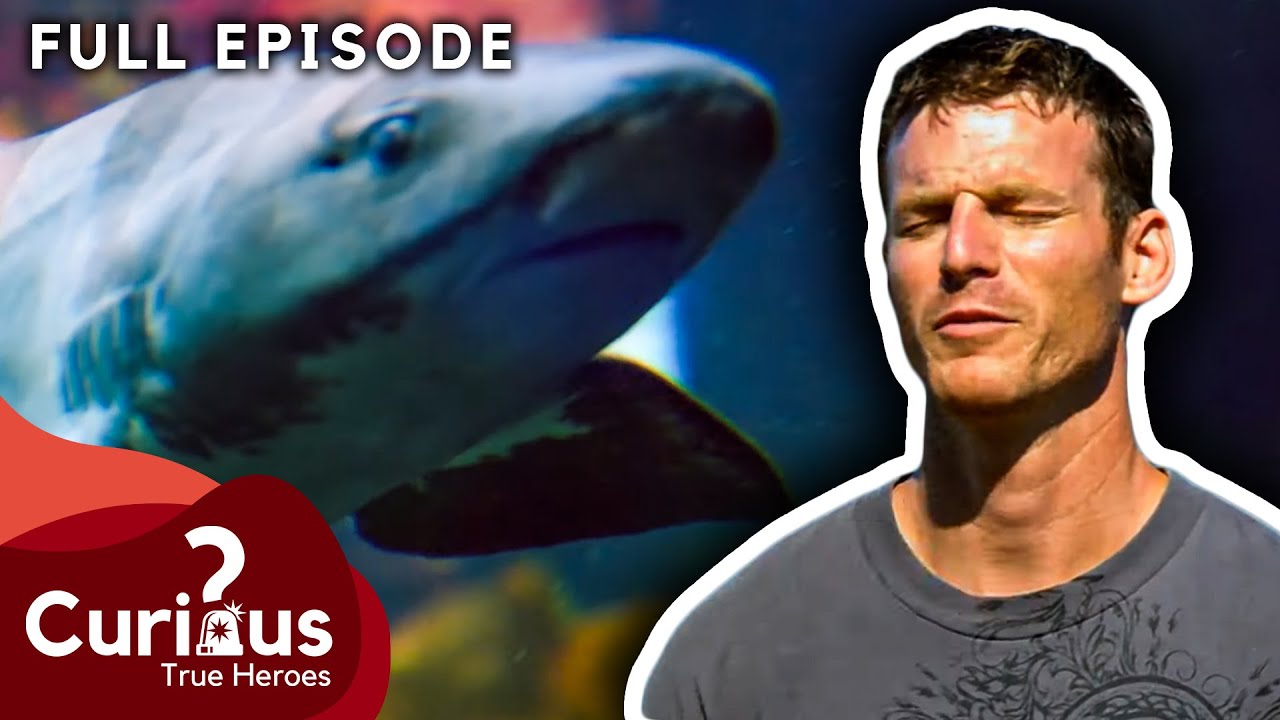 Saving 10 Swimmers In Huge Waves 🤯 | Dangerous Work Of Lifeguards - YouTube