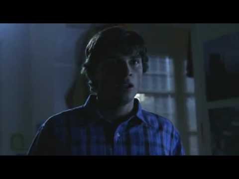 Smallville scene S3-03 Extinction bulletproof Clark - YouTube