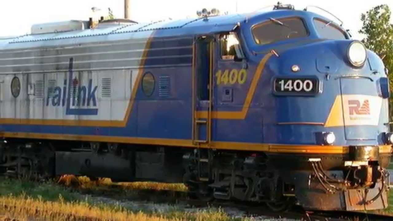 GM-EMD Locomotives Part 1 - YouTube