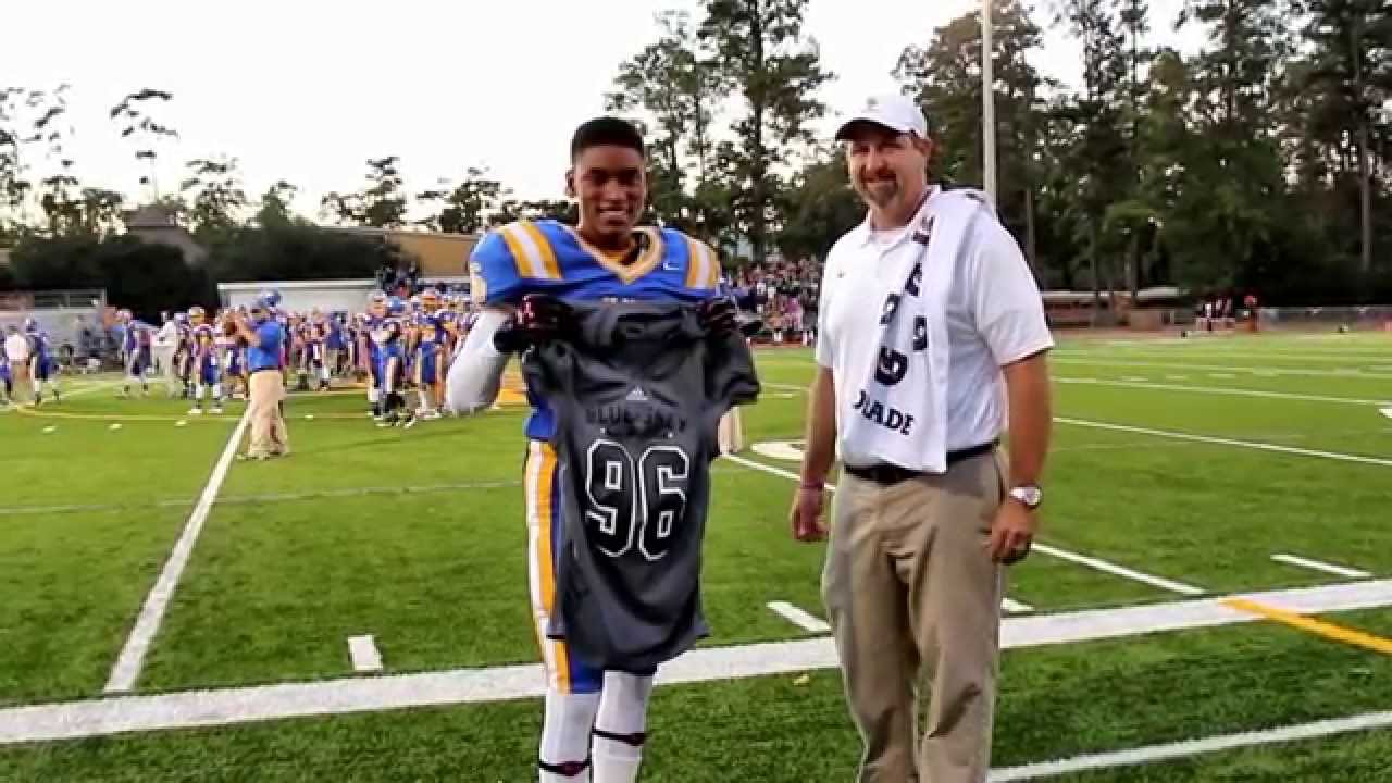 Blue-Grey Jersey Presentation Tour: Jalen McCleskey - YouTube