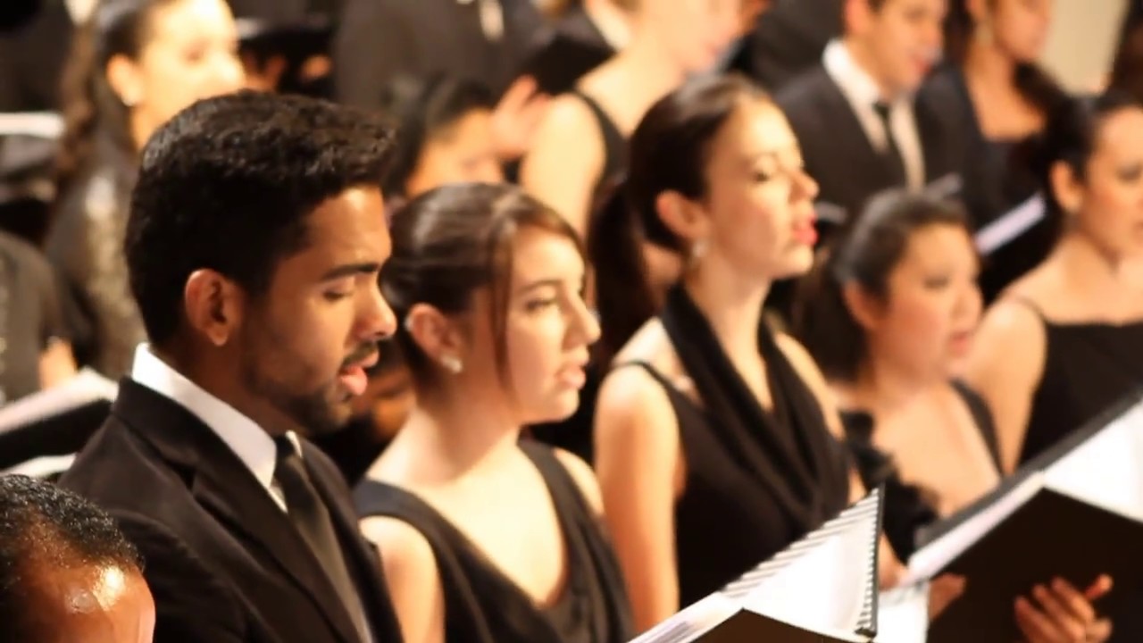 Choir singing Gloria RV589: Gloria in excelsis Deo (A. Vivaldi) [CORAL ...
