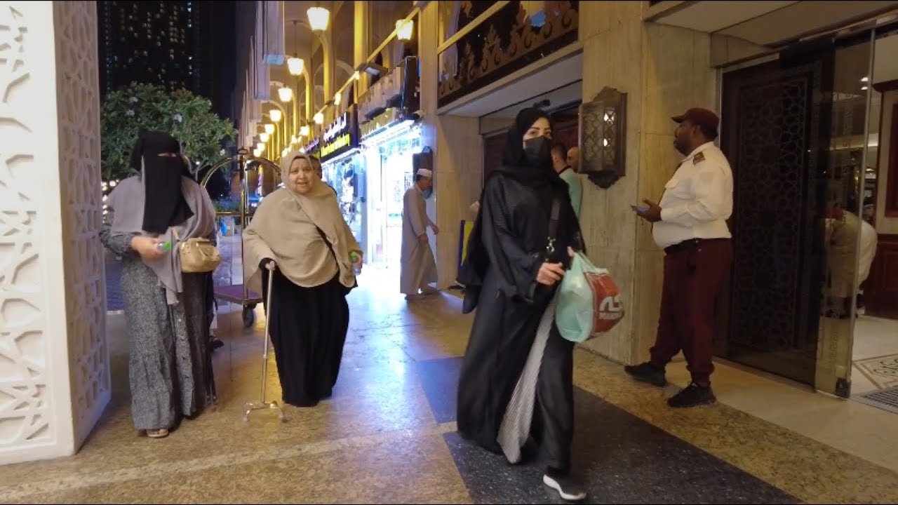 Makkah nightlife, Saudi Arabia Walking Tour - YouTube