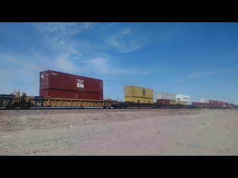 EB BNSF Port Stack/Domestic Intermodal Train At Daggett Ca! #bigbossrailfanner - YouTube