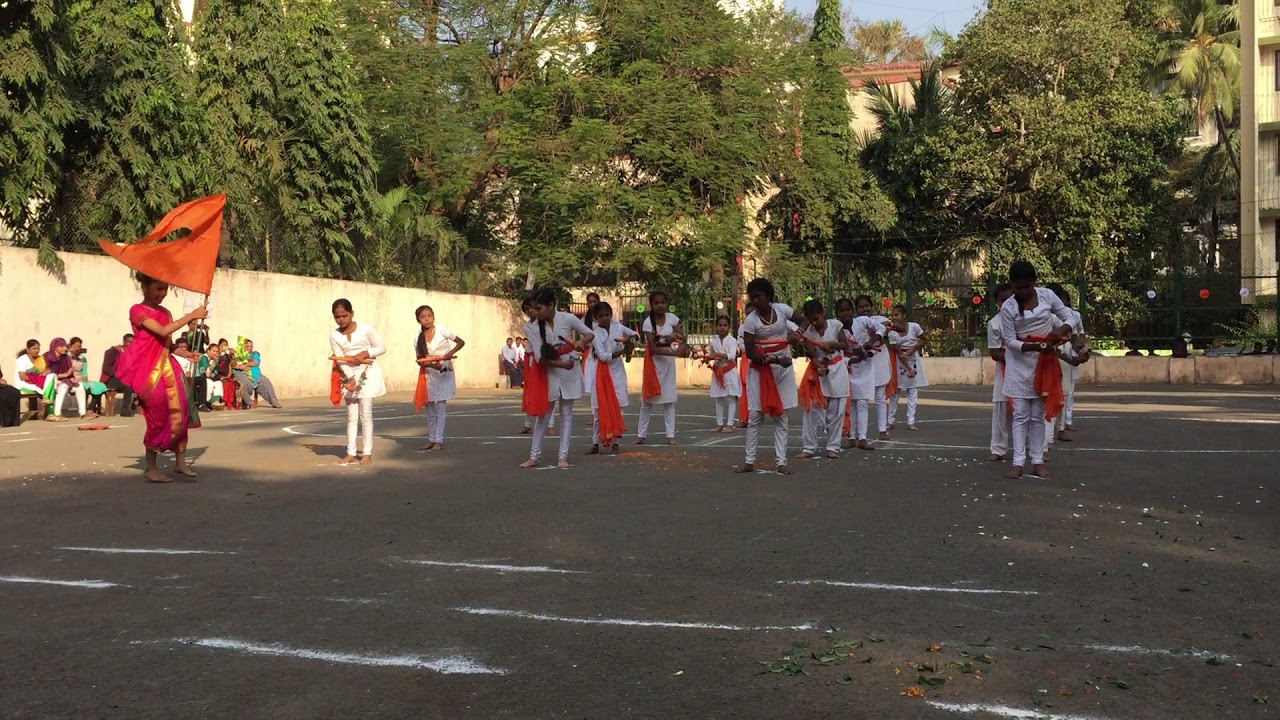 Lezim Demonstration and lezim formation - YouTube