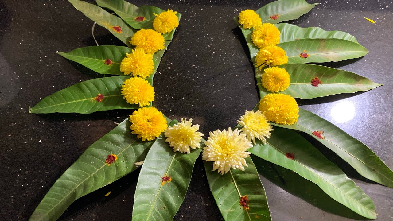 #Mamidi thoranalu#శ్రావణశుక్రవారం గుమ్మాలకి#మామిడితోరణాలు ఇలా ...