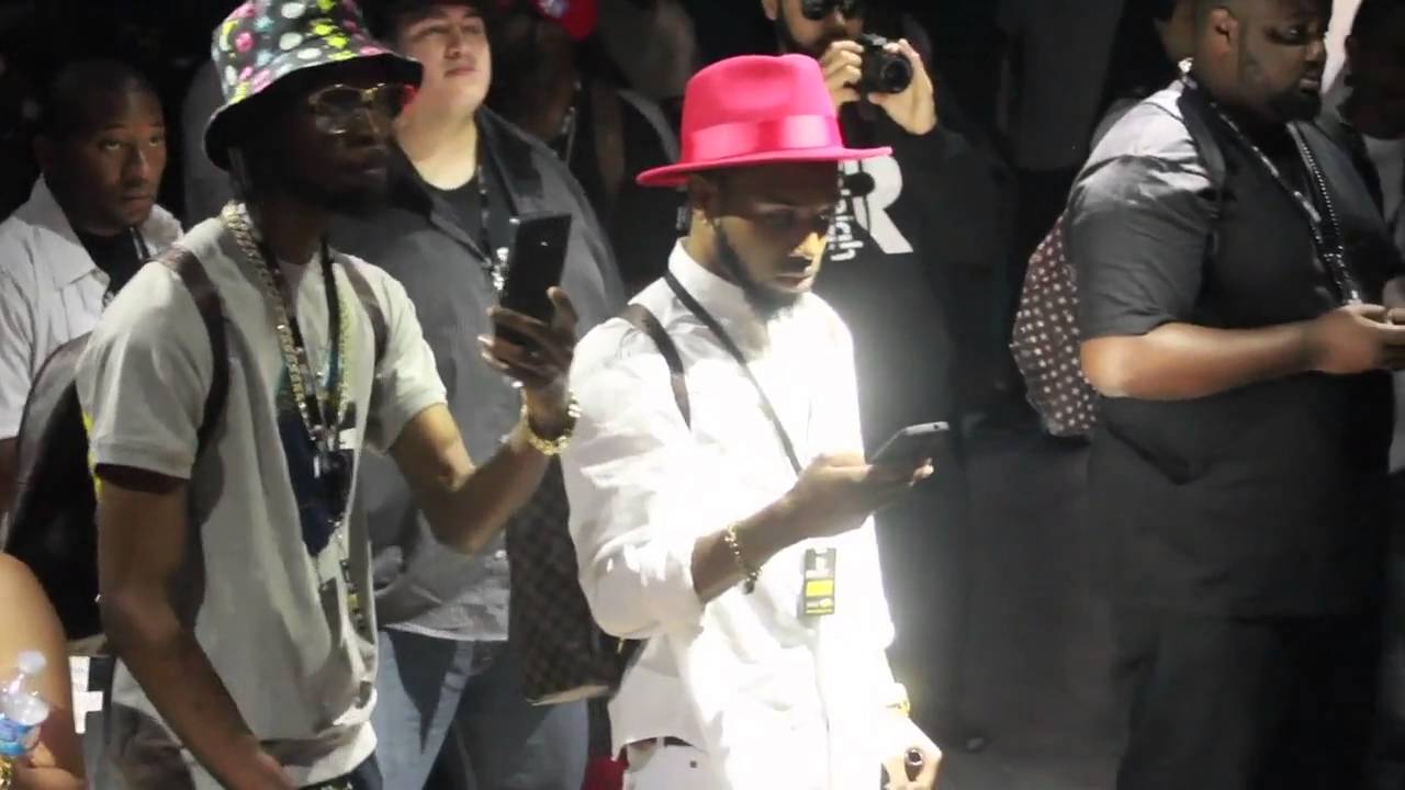 Tevin Anthony (@TonyMacchiato) Performs at Coast 2 Coast LIVE | Austin ...