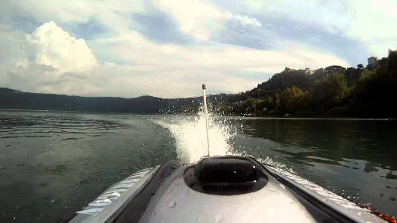 rc boat fire dragon.avi - YouTube