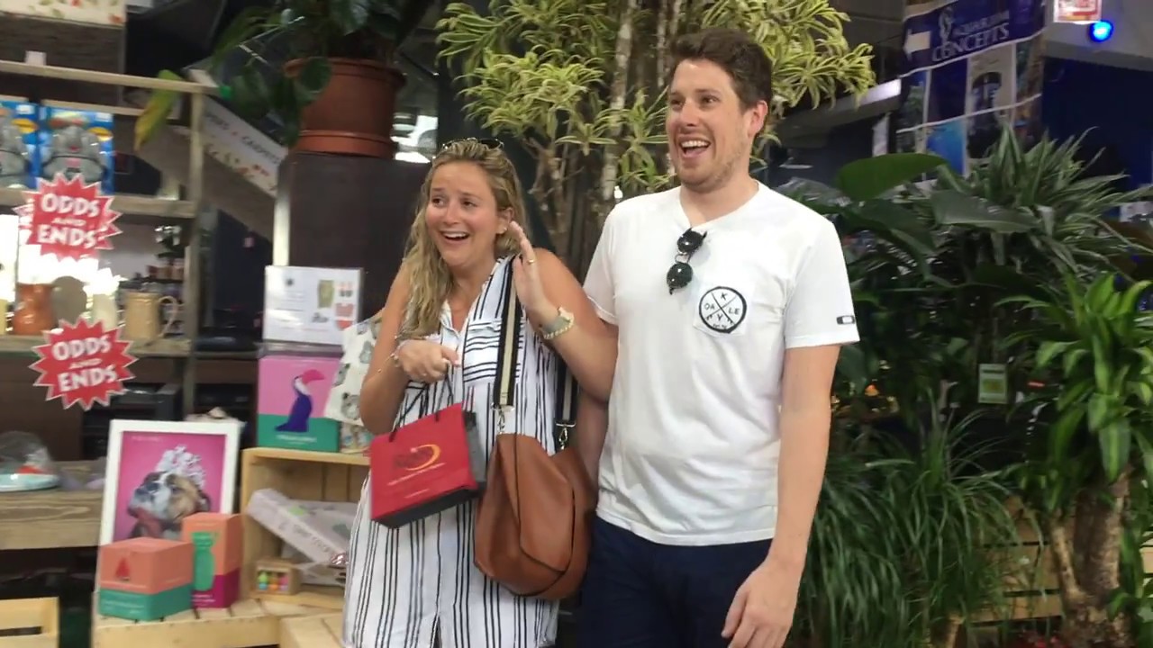 VIDEO THE SCARY BUSH PRANK - YouTube