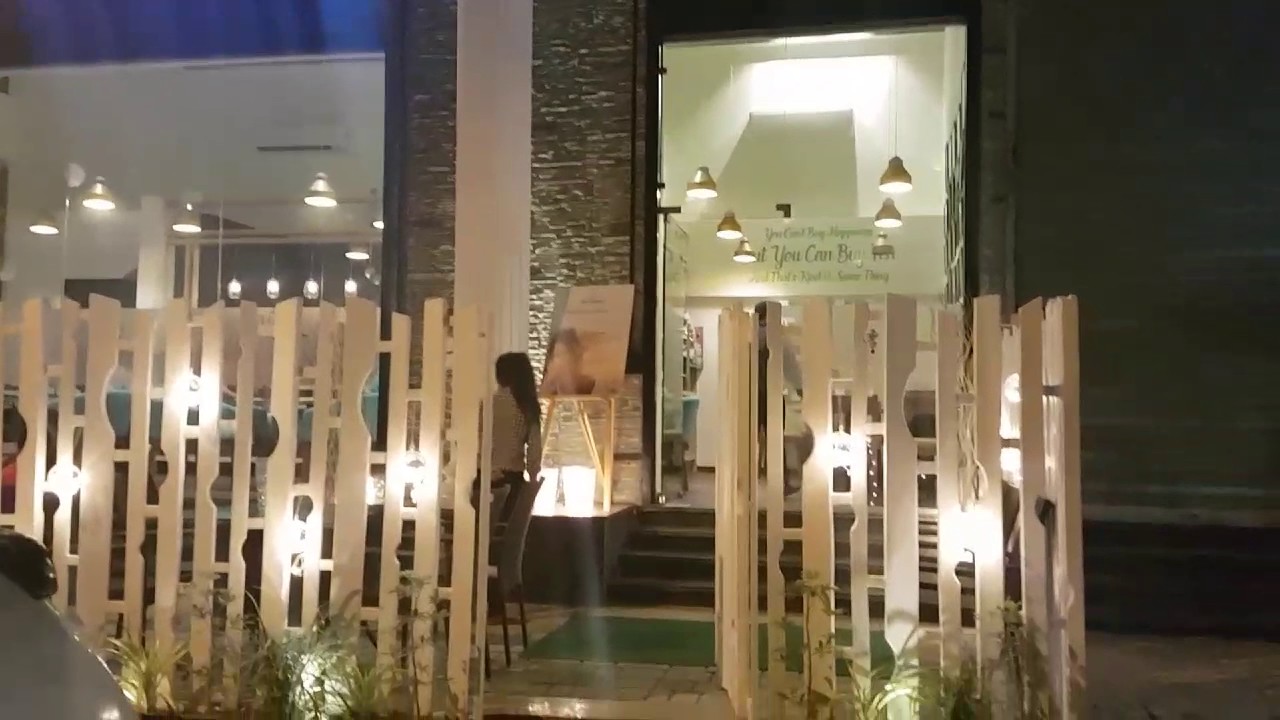 Tea Trails Cafe Mumbai - YouTube