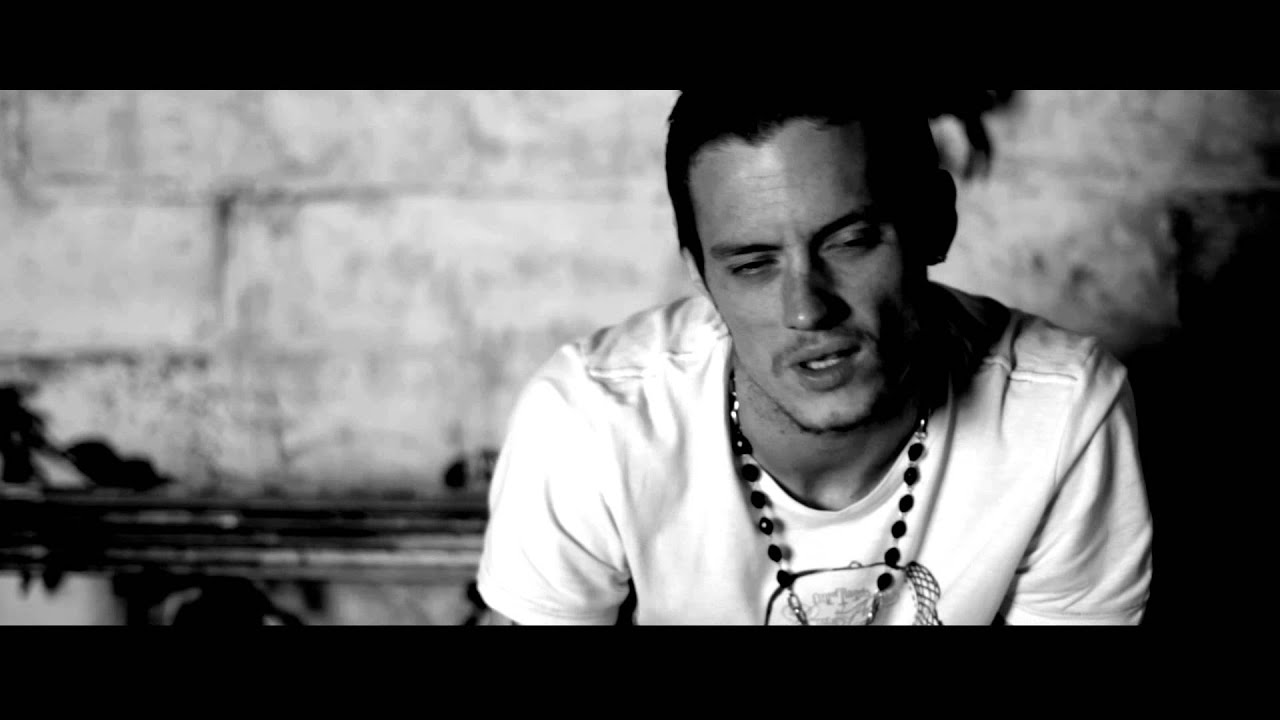 Dean Raven - It will Rain [Cover] - YouTube