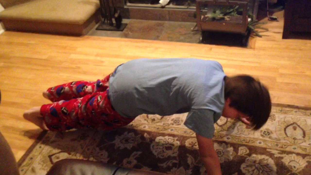 Ethan push-ups - YouTube