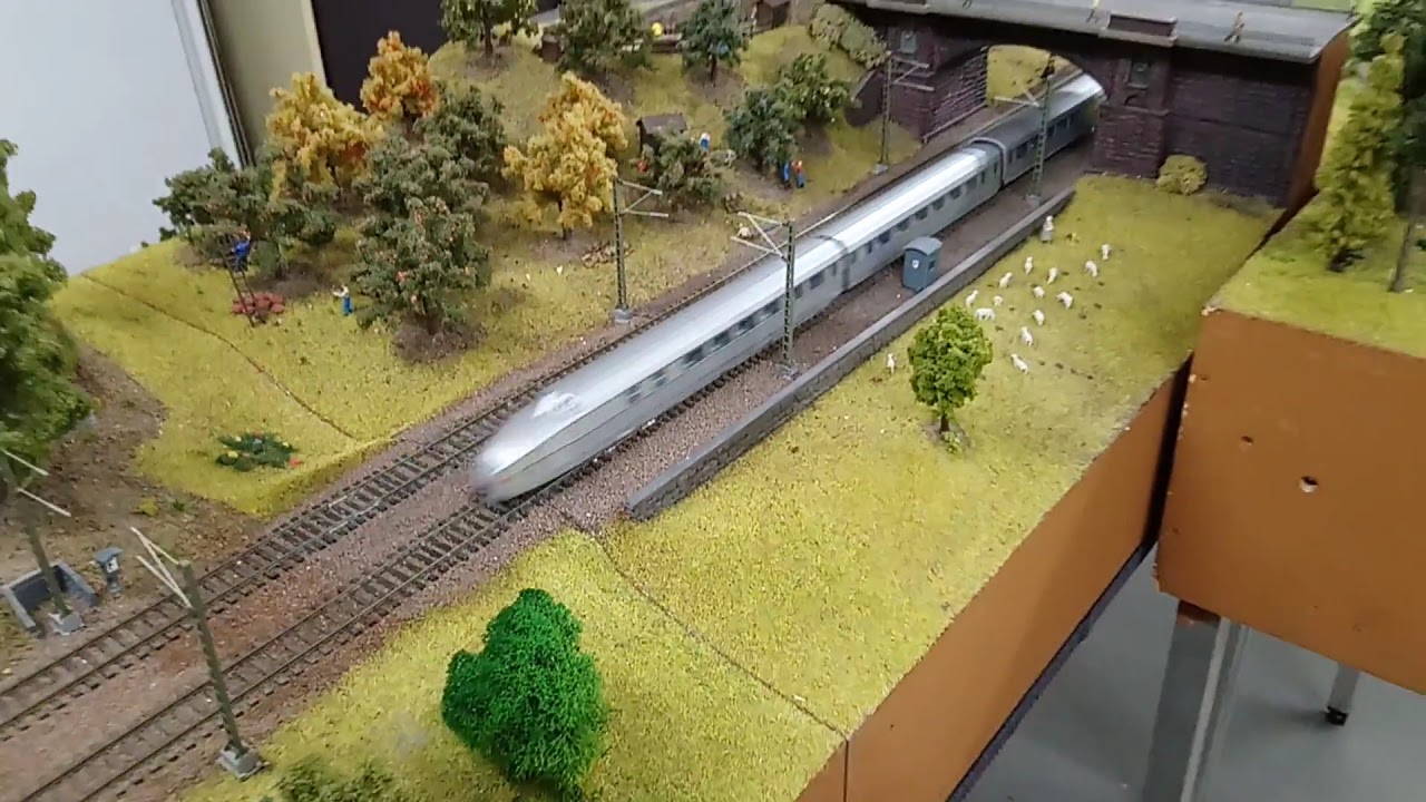 Hobbytrain SVT 137 Kruckenberg Testfahrt 1 - YouTube