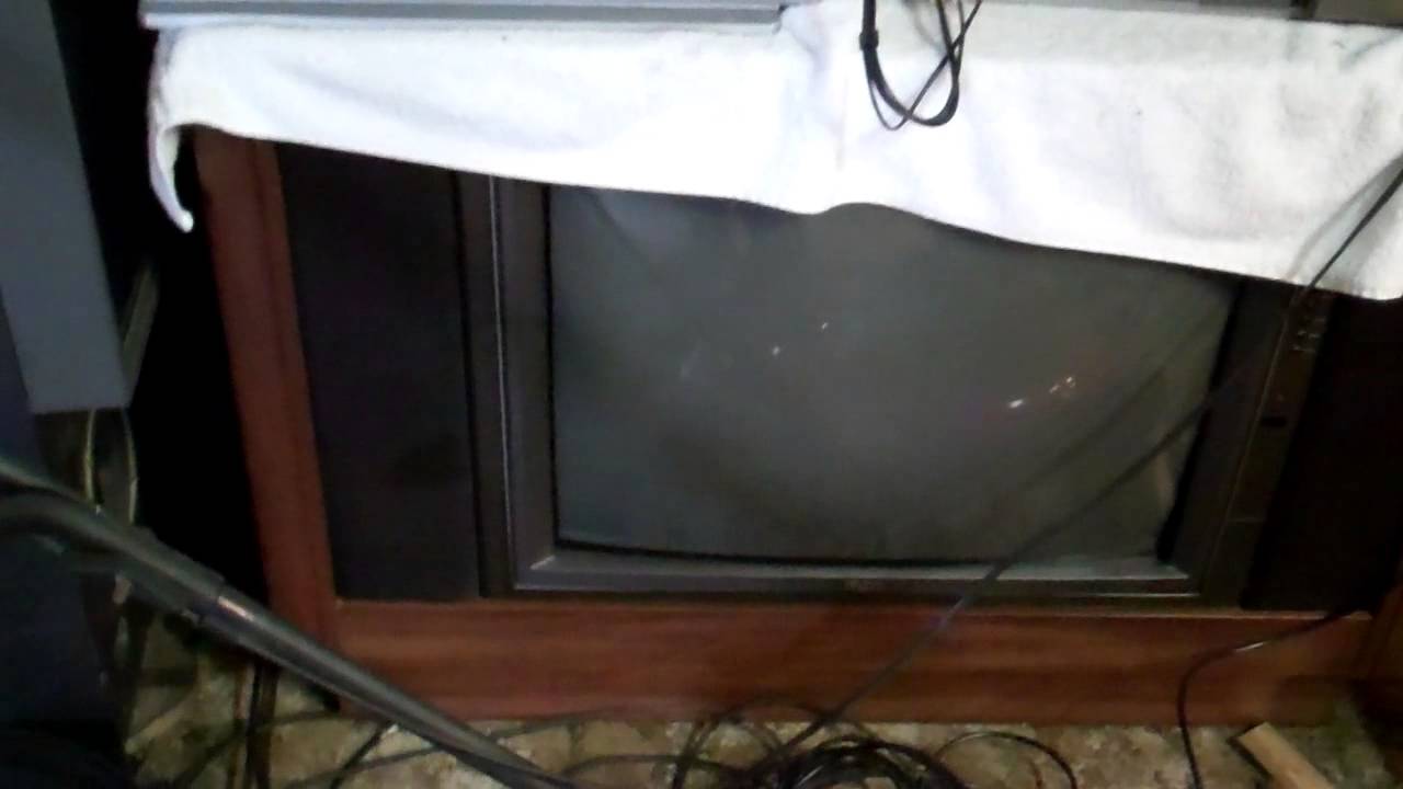 Got a 1990 RCA console TV for free! - YouTube