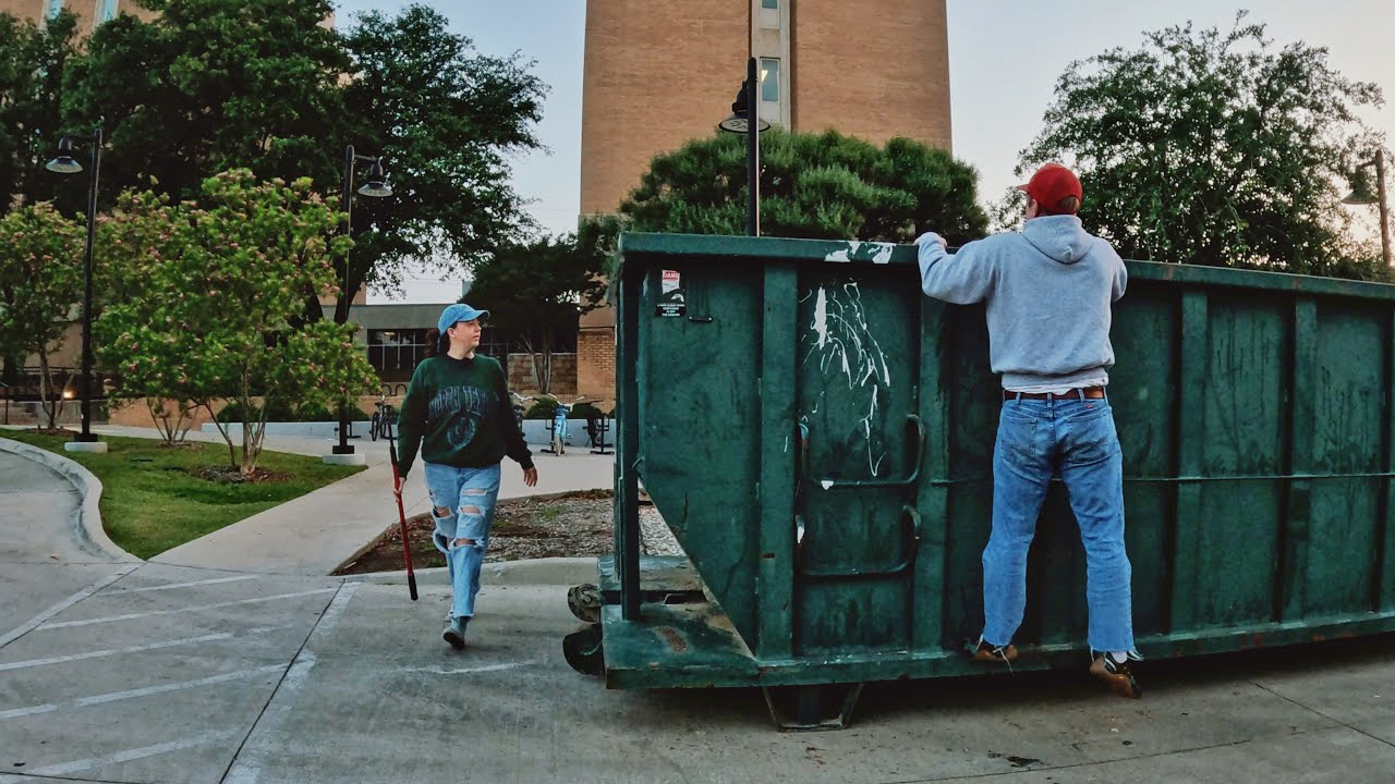 College Move Out Dumpster Diving DAY ONE! What a Whirlwind! - YouTube