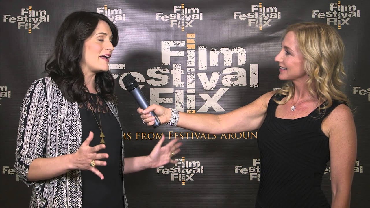 Love, Sex & Missed Connections Red Carpet June 2013 Dorien Davies - YouTube