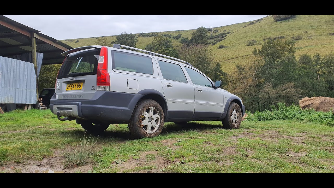 Offroading in my new p2 xc70 d5 - YouTube