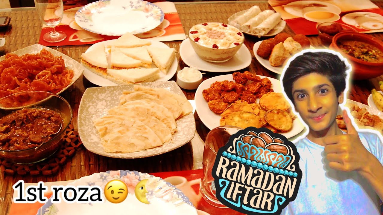 1st iftaar 🥂🥀 Ramadan iftaar😋 || Azan sain😍|| - YouTube