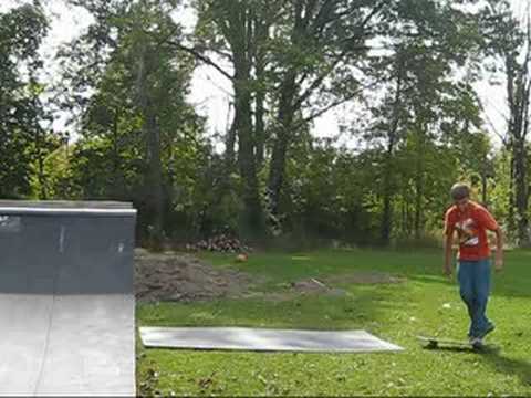 4 foot/miniramp ledge - YouTube
