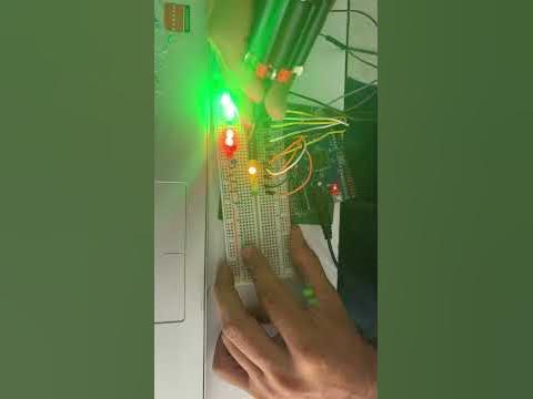 Práctica 4 - Sumador Completo de 4 bits - YouTube