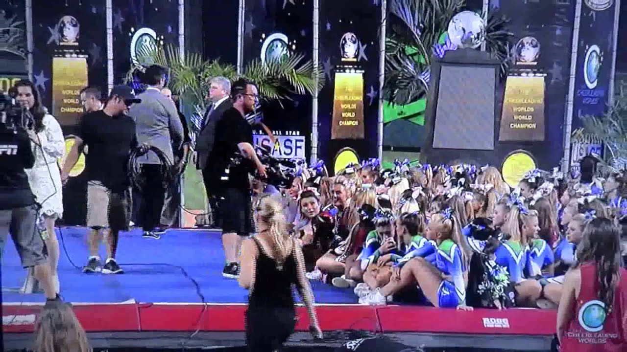 World Cup All-Stars Shooting Stars World 2015 - YouTube