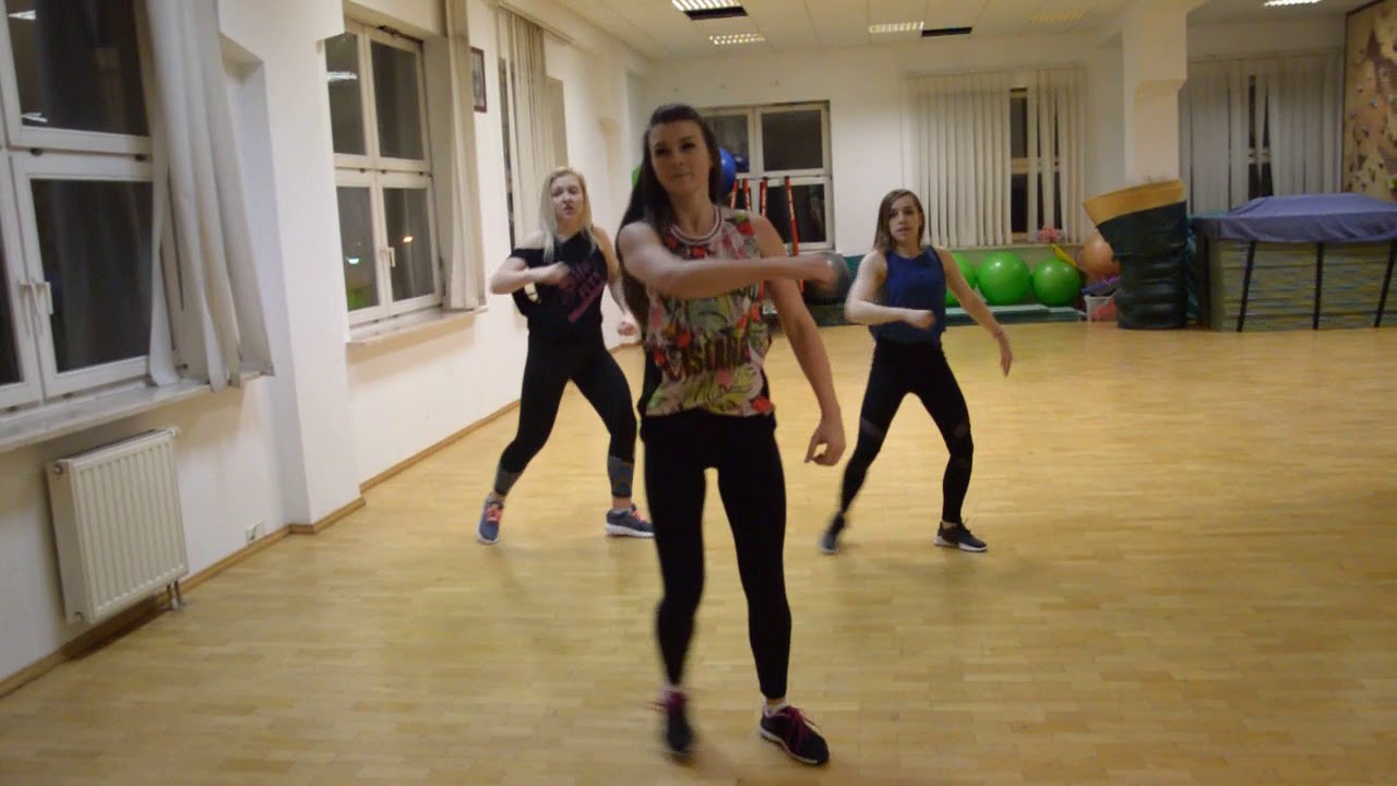 SALSA FT ZUMBA - mayores - YouTube