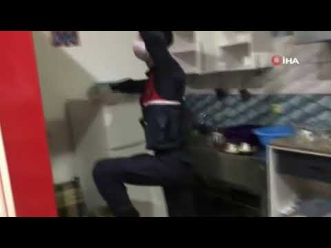 Çay ocağında uyuşturucu servisi