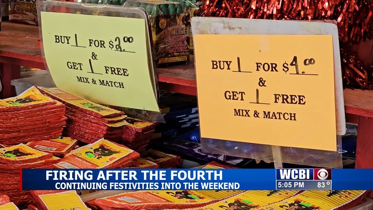 Firework stands stay busy into weekend after holiday - YouTube