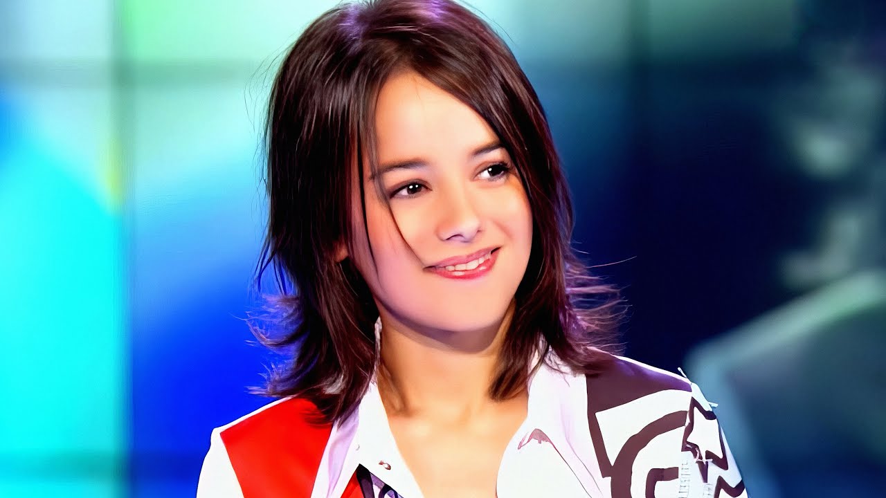 Alizée - Gourmandises (Live vocals mix) - Absolument Été - YouTube