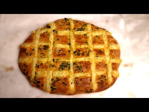 Cheesy Goodness: Garlic Gouda Cheese Bread