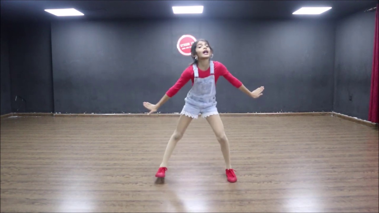 Indywood Talent Hunt 2019@ UAE Chapter- Dance off Western Style- RIAH ...