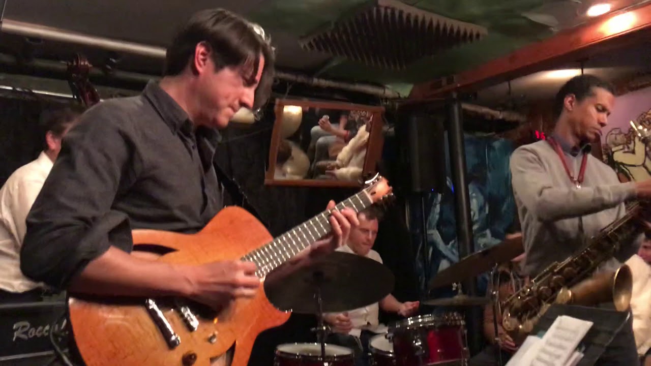 Jochen Rueckert Quartet - Purring Excellence - YouTube