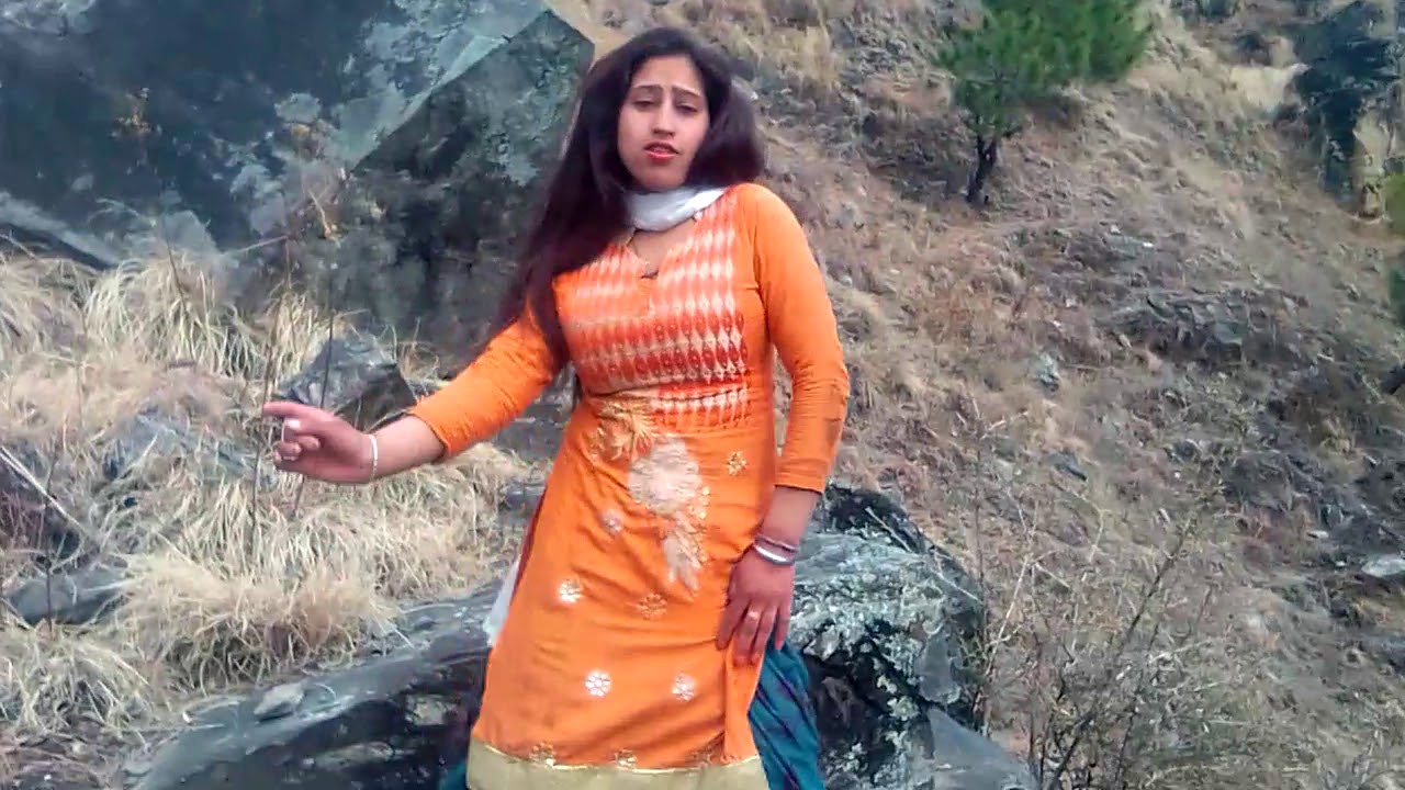 Phadi girl dance - YouTube