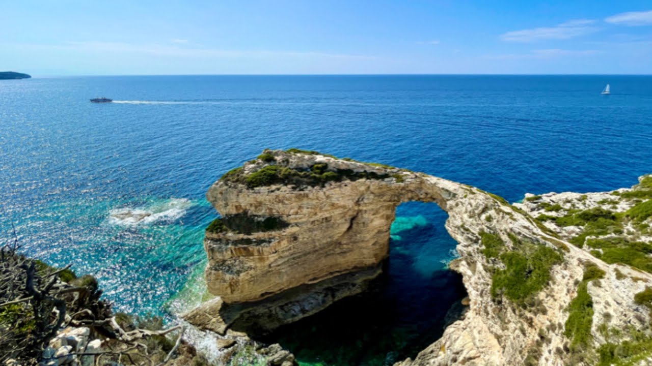 Tripitos Arch, Paxos Greece, Walking to Tripitos Arch, - YouTube