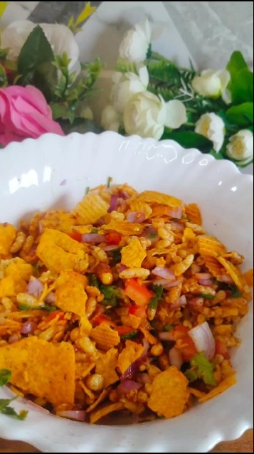 Yummy 😋#Chips Bhel#Taste_Of_Pratapgarh - YouTube