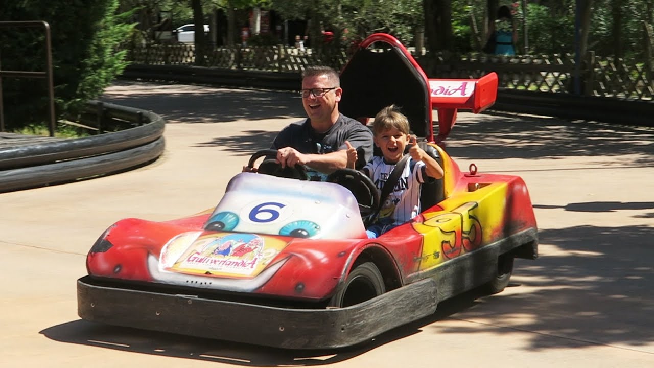 Fast Toy Cars - Family Fun at Gulliverlandia Play Park in Italy - YouTube