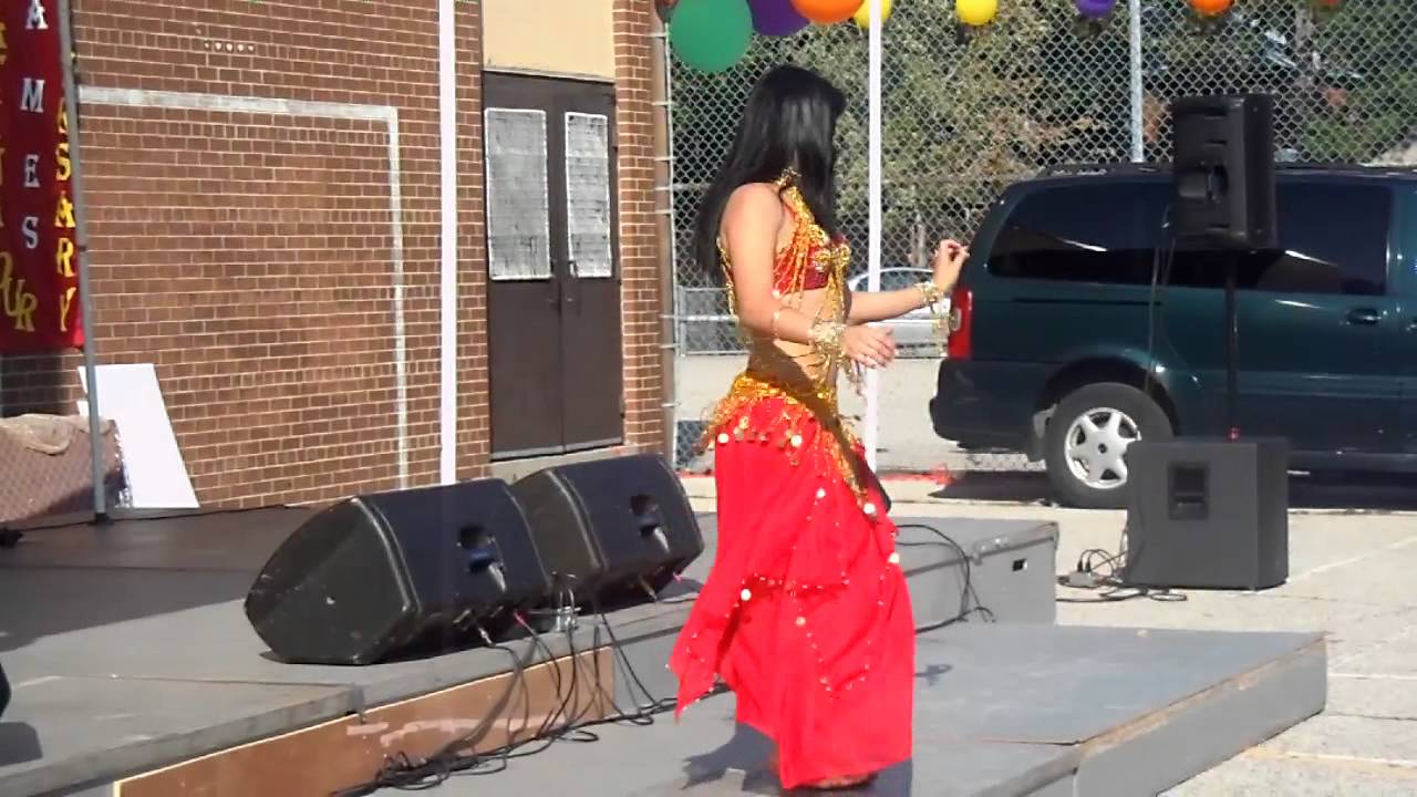 super star belly dancer Colombiana - YouTube