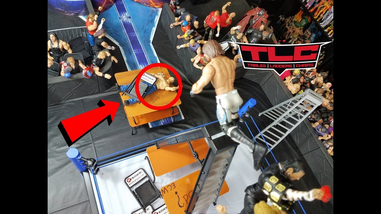 WWE TLC ACTION FIGURE CARNAGE - YouTube