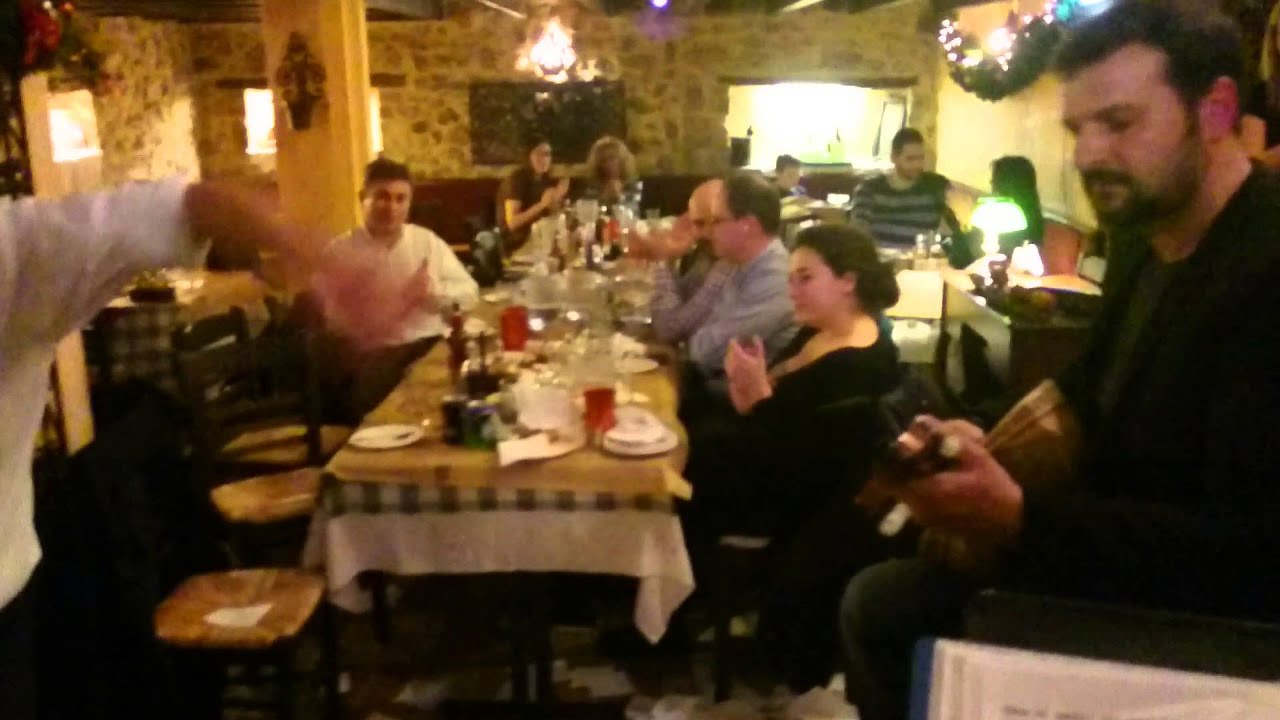 ΛΑΙΚΗ ΒΡΑΔΙΑ ΣΤΟΝ ΚΟΥΜΠΟΥΡΗ ΣΤΟ ΛΕΒΙΔΙ ΣΤΙΣ 9-1-16 - YouTube
