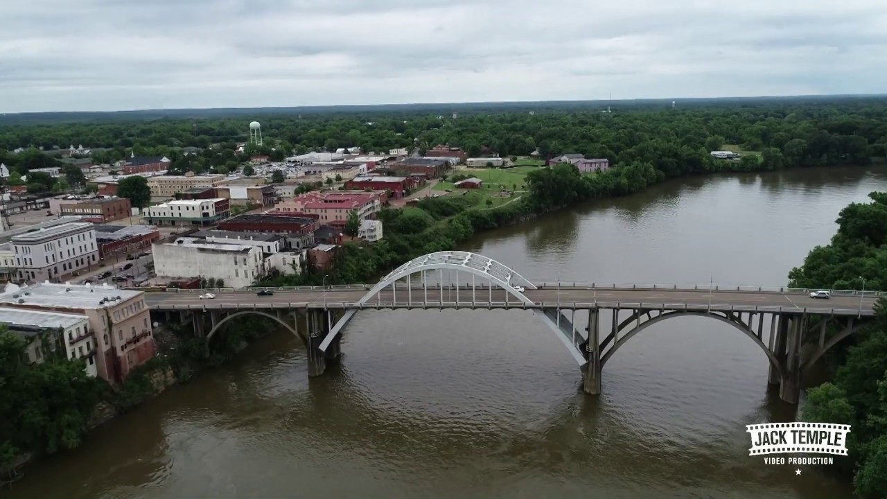 Historic Selma Alabama & the Edmund Pettus Bridge - YouTube