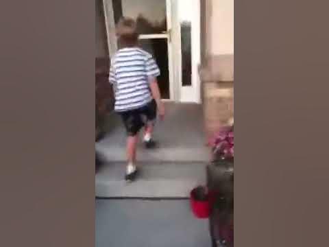 Idiot pranks #1 - YouTube