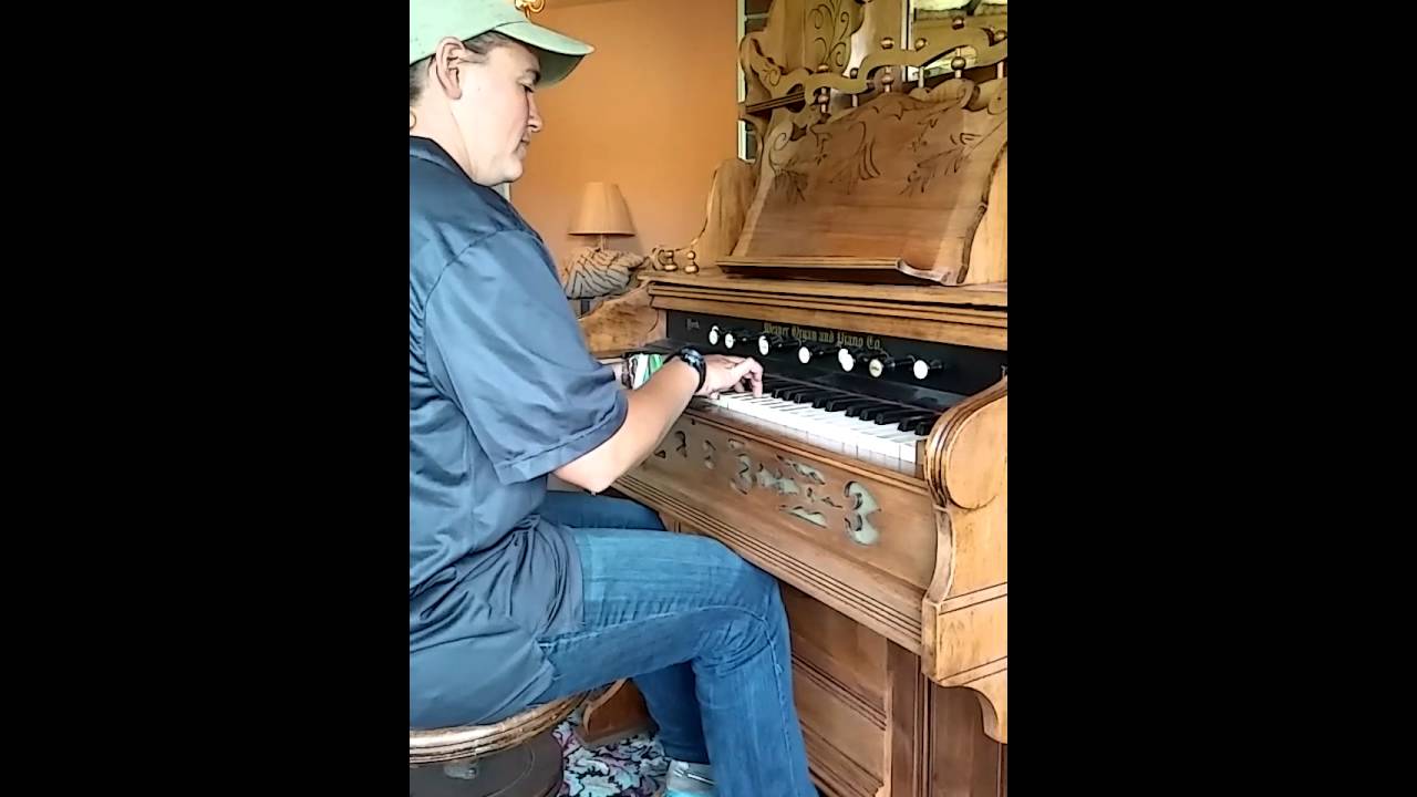Weaver organ and piano company pump organ - YouTube