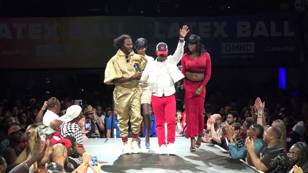 Icon Mc Debra @ Latex Ball 2019 - YouTube