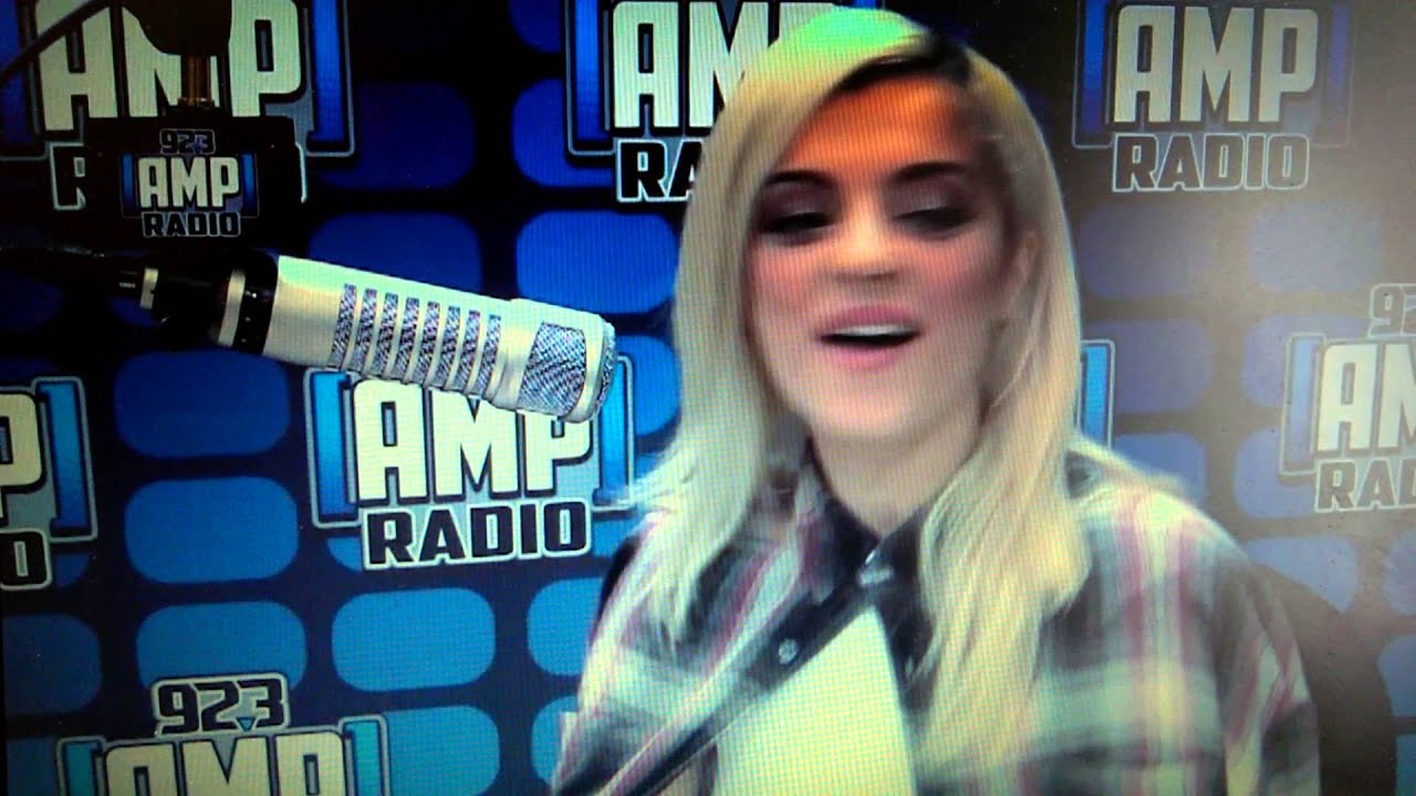 Bebe Rexha speaking Albanian - YouTube