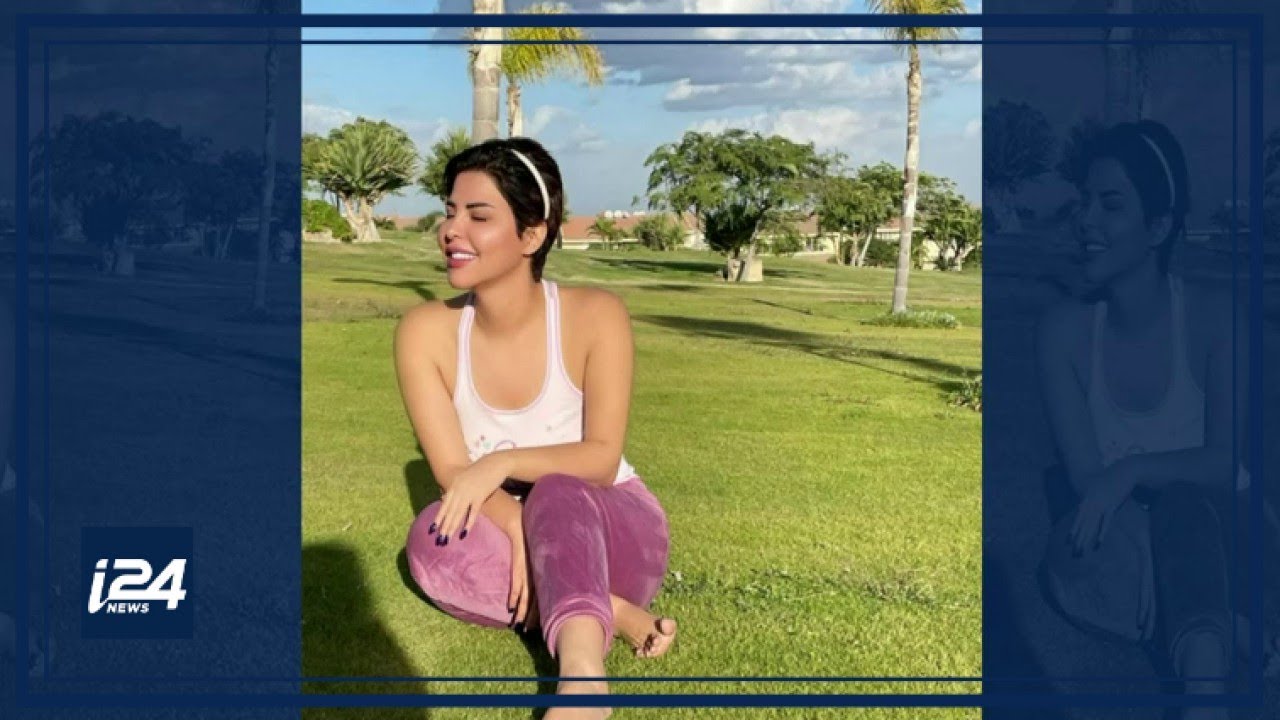 Famous Kuwait singer makes surprise visit to Israel - YouTube