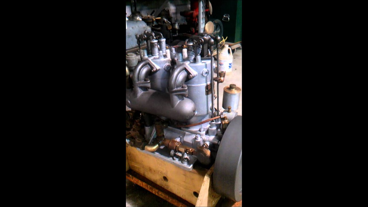 Smaller 2 cylinder putt putt motor - YouTube