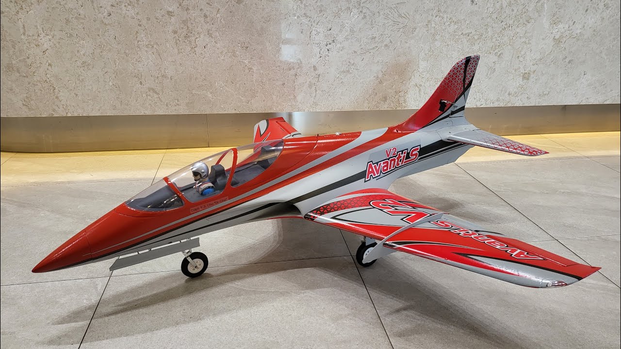 Freewing Avanti S 80mm V2 - Maiden Flight - YouTube