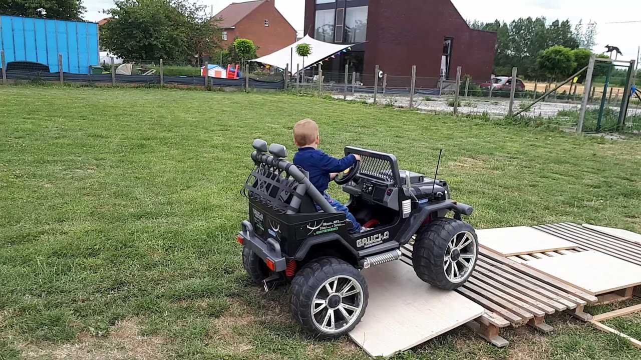 Peg perego gaucho 24v test 1 - YouTube