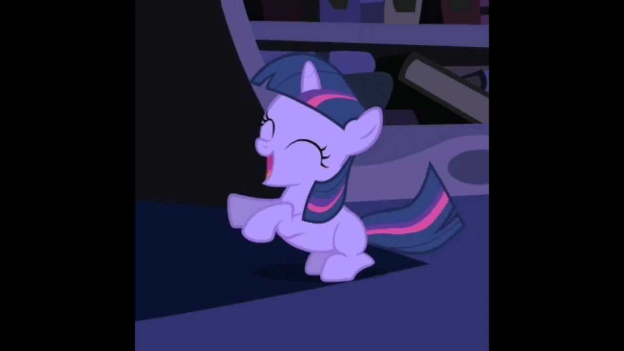 Tara Strong sings twilightlicious country music - YouTube